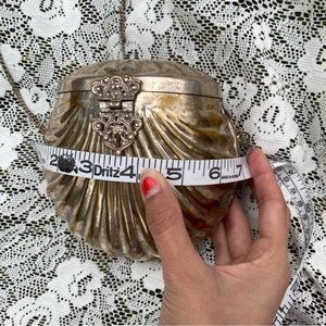 Vintage | Bags | Vintage Art Deco Silver Antique Clam Shell Purse Chain ...